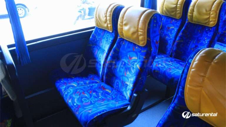 Info Lengkap Foto dan Harga Sewa Bus Pariwisata Blue Star