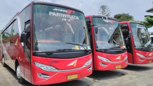 Info Lengkap Foto dan Harga Sewa Bus Pariwisata Agra Icon (Agra Mas ...
