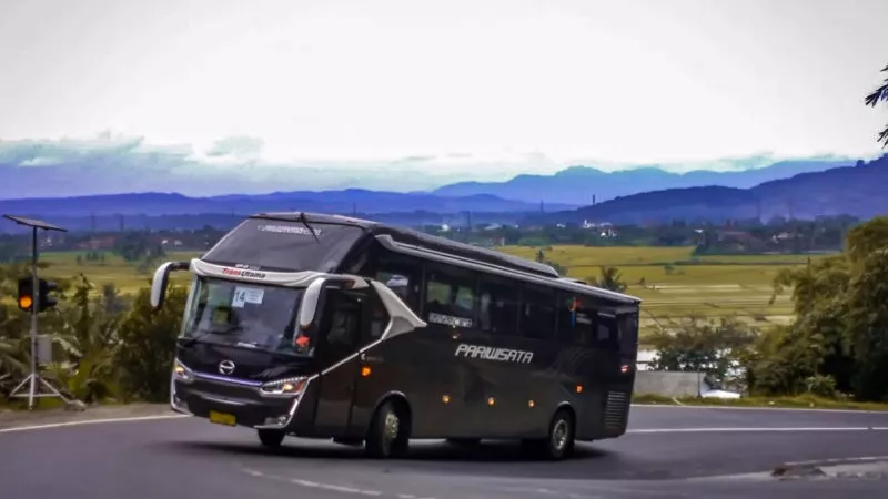 Info Lengkap Foto Harga Sewa Bus Pariwisata City Trans Utama