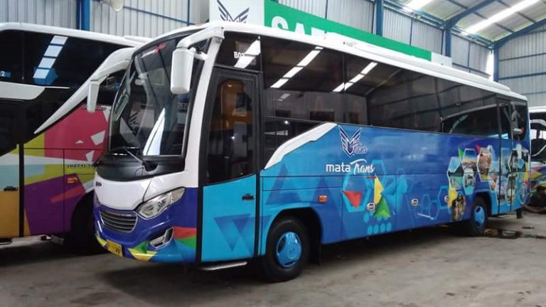 Info Lengkap Foto Harga Sewa Bus Pariwisata Mata Trans - Saturental