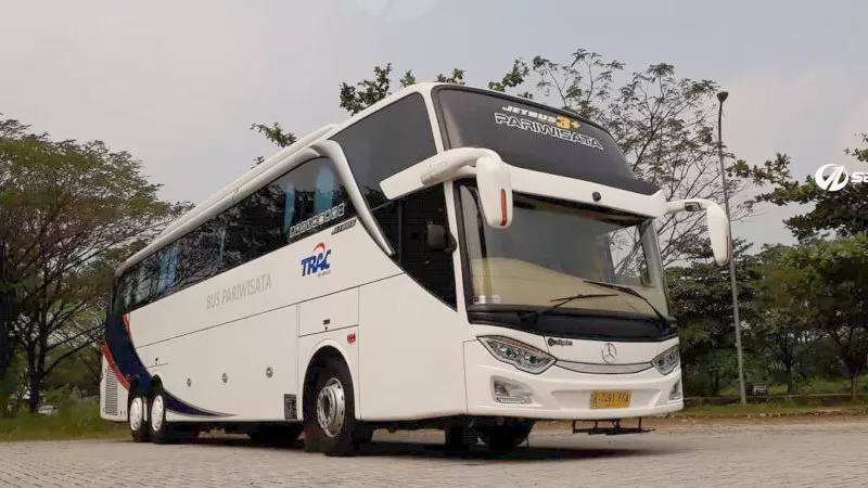 Info Lengkap Foto Bus Pariwisata Luxury Trac - Saturental