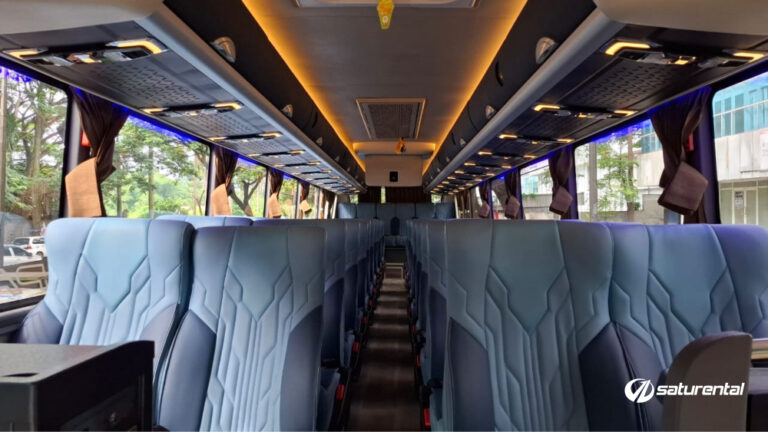 Info Lengkap Foto dan Harga Sewa Bus Pariwisata Blue Star